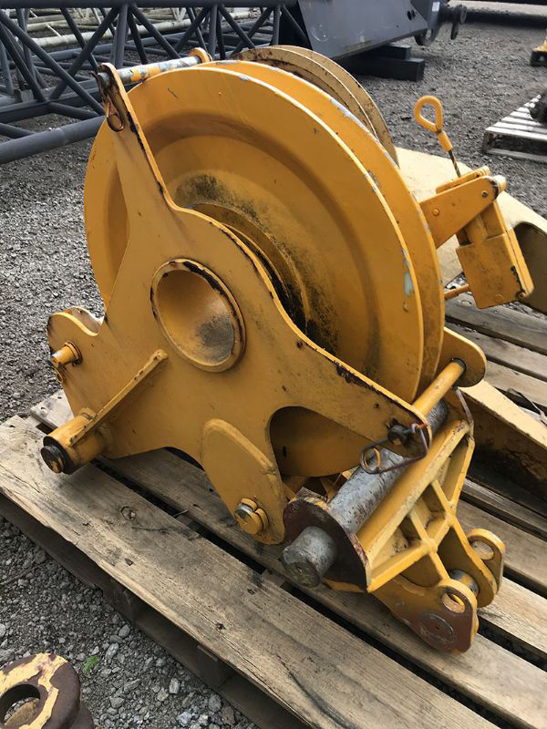 Craneparts.com. Roller Carrier