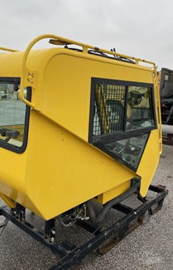Craneparts.com. Grove RT9150 Cab Shell
