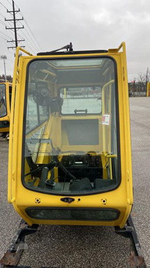 Craneparts.com. Grove RT9150 Cab Shell